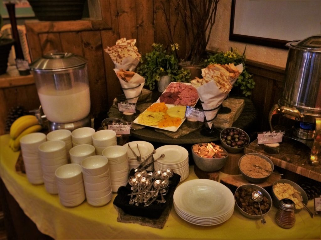 Breakfast buffet at Sierra Restaurant at Tenaya Lodge Yosemite 1 ...