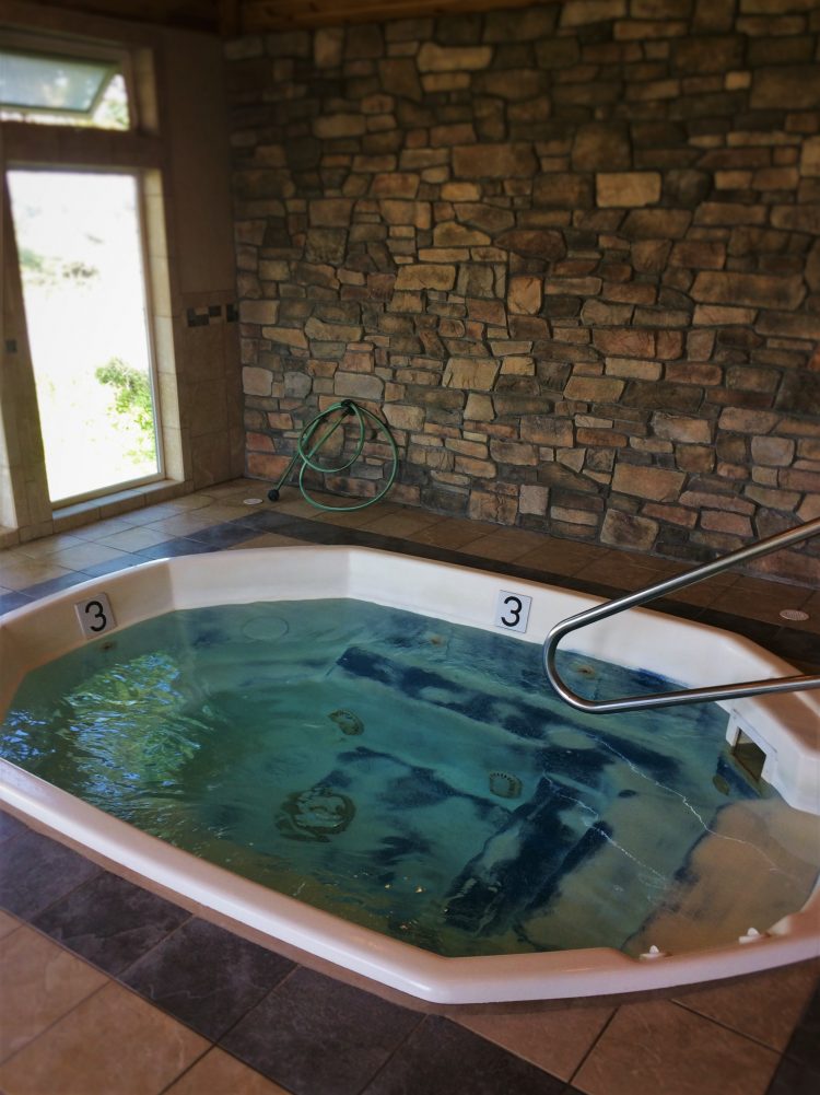 Hot Tub Cabana At Pacific Reef Hotel Gold Beach Oregon Coast 2traveldads