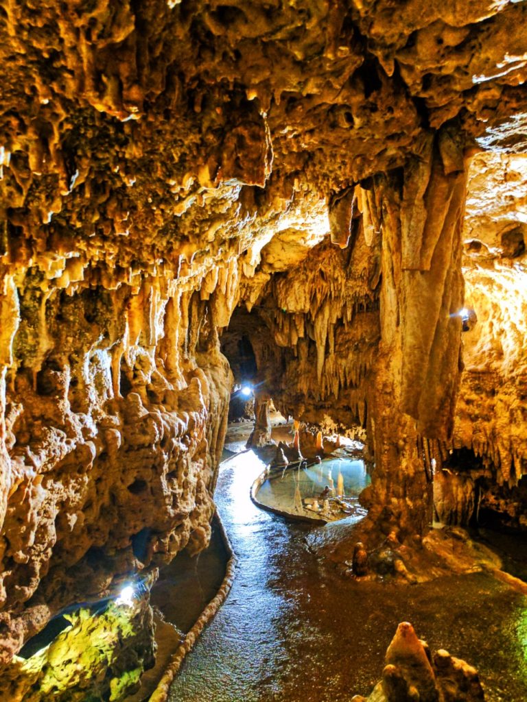 Calcite flow and stalactites in Cave of the Mounds Mt Horeb Wisconsin 2 ...