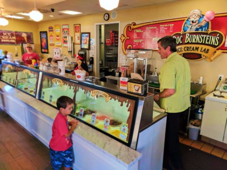 Taylor Family at Doc Burnsteins Ice Cream Lab Orcutt Santa Maria Valley ...