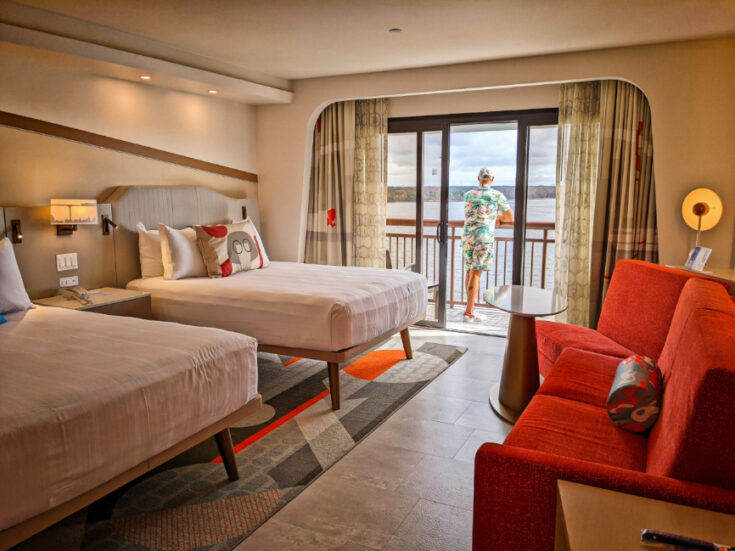 Disney's Contemporary Resort: Awesome and Trendy Hotel At Magic Kingdom